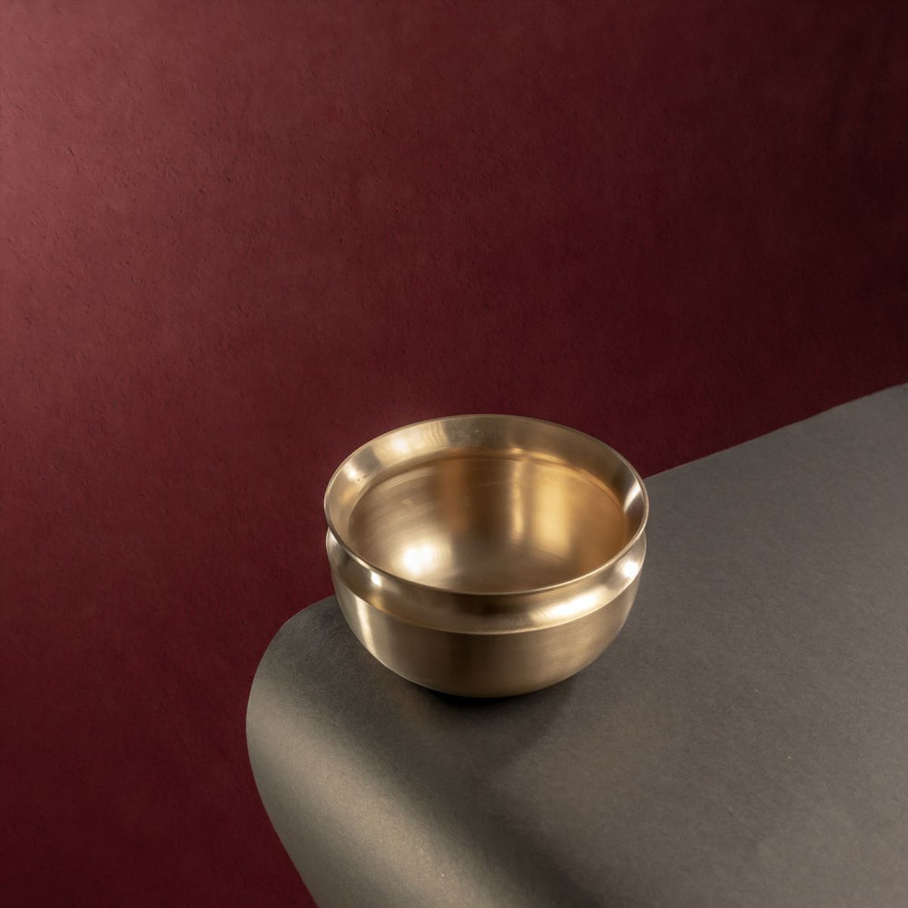 Bronze Vengala Chatti / Kaiya Uruli – Handcrafted Heritage Bronze Pot