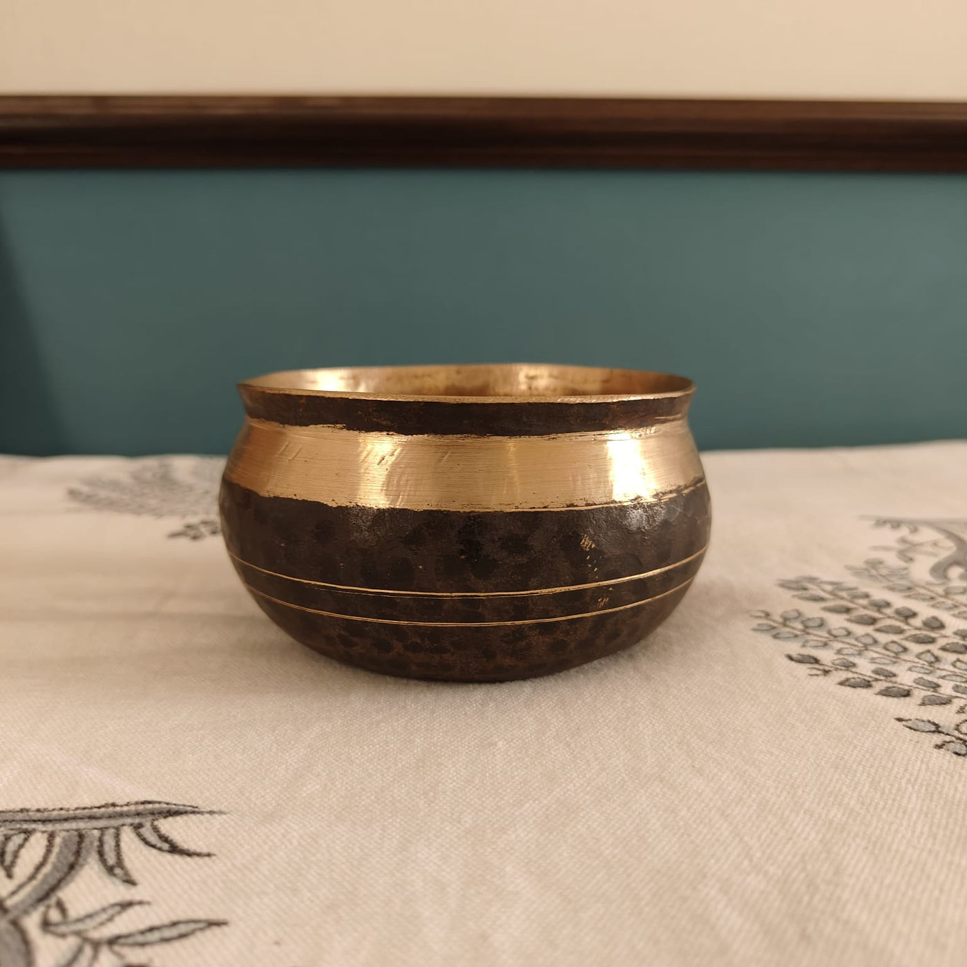 Kansa Serving Bowls – Handbeaten Bronze Pot-Shaped Serveware